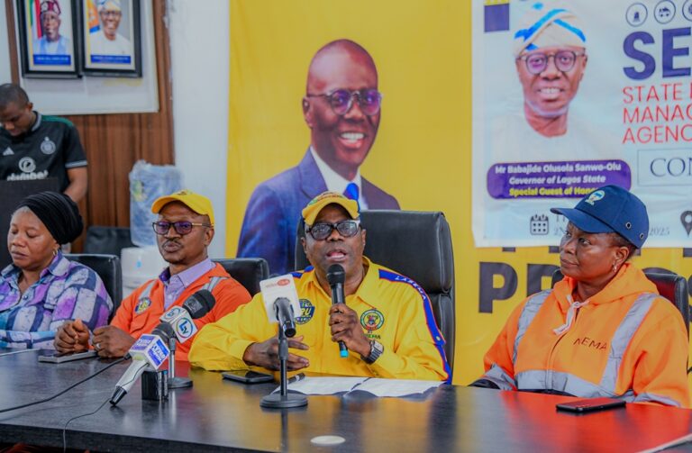 Sanwo-Olu Swears in 8 New Permanent Secretaries to Strengthen Lagos ...